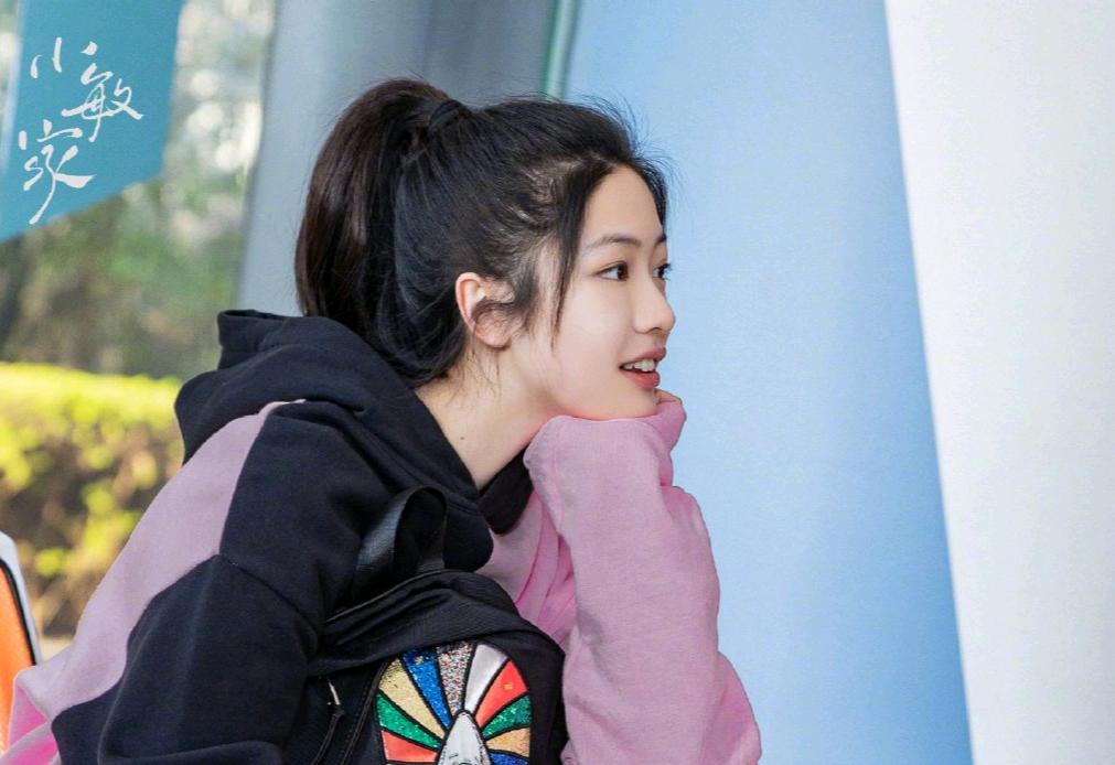 Xiaomin's house: Xiaomin and Chen Zhuo, Jiajun and Jiajia, two pairs ...