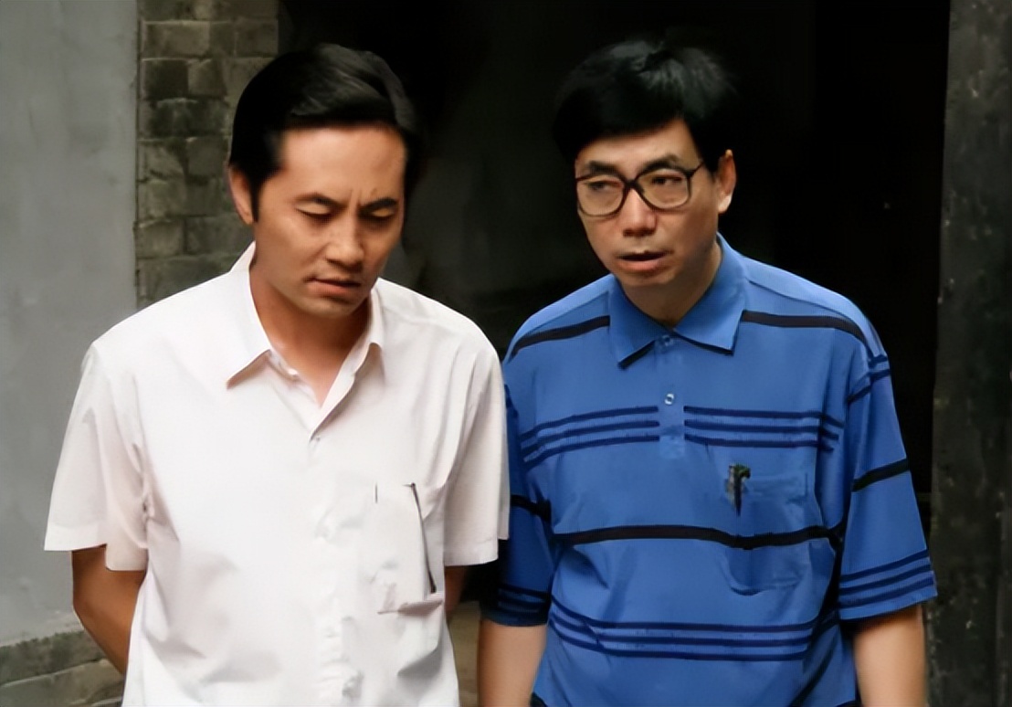 58-year-old Fan Ming is so happy with his grandson!In order to coax his ...