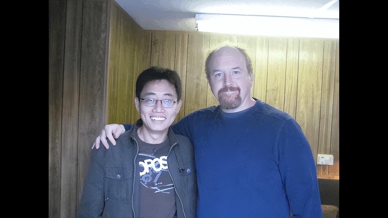 Huang Xi, the first Chinese talk show person who gave a speech at the ...