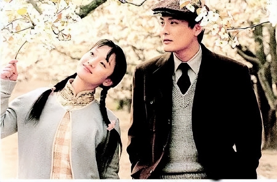 We obviously love each other, but why do we miss our whole life? - iMedia