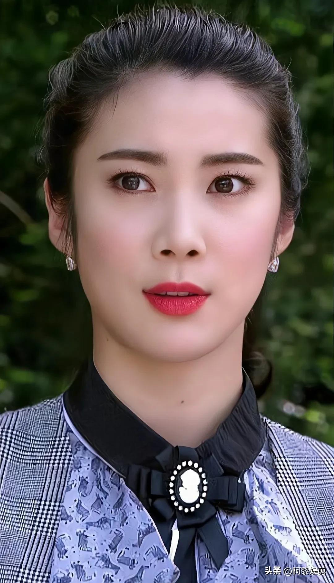 Wang Ke is so beautiful, on TV, no matter what role she plays, she is dignified and decent - iMedia