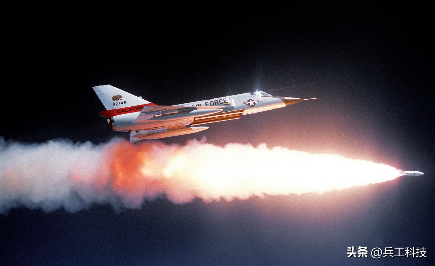 Aviation rocket with nuclear warhead, American AIR-2A "monster" air-to ...
