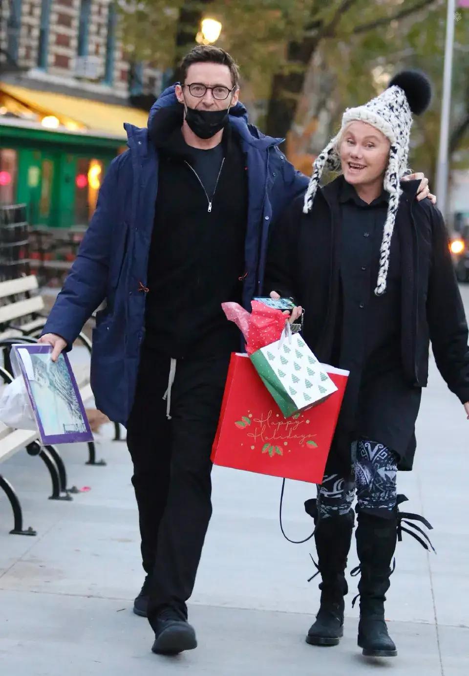 Uncle Wolf and his 13-year-old wife sprinkle dog food again, too sweet ...