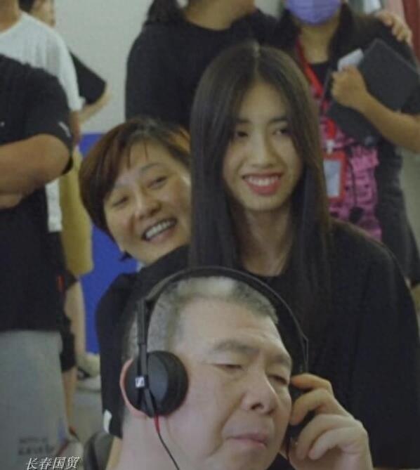 56-year-old Xu Fan's recent photos were exposed without makeup, her complexion is dull and old ...