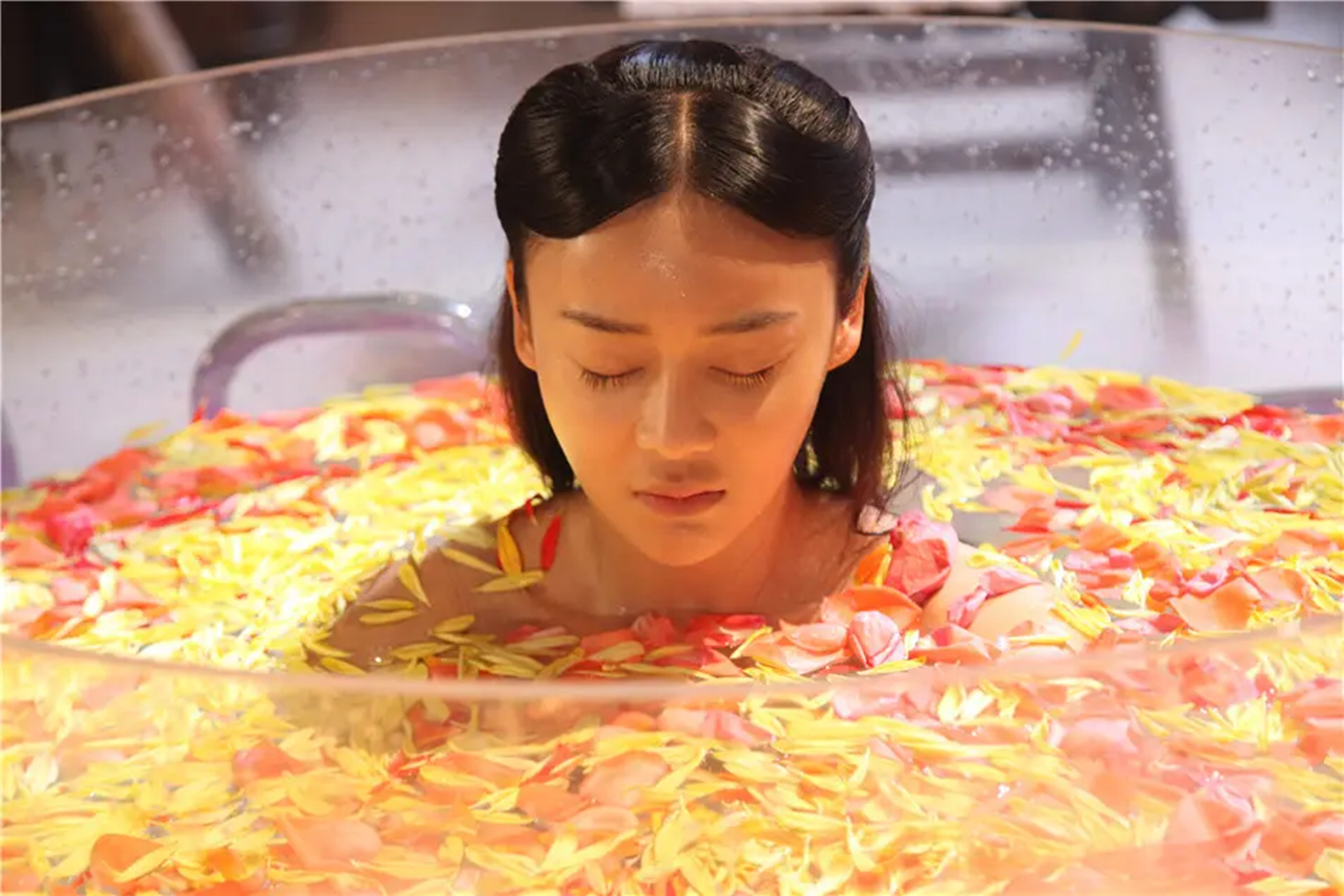 It is also the role of a beauty going out of the bath. Putting Maggie ...