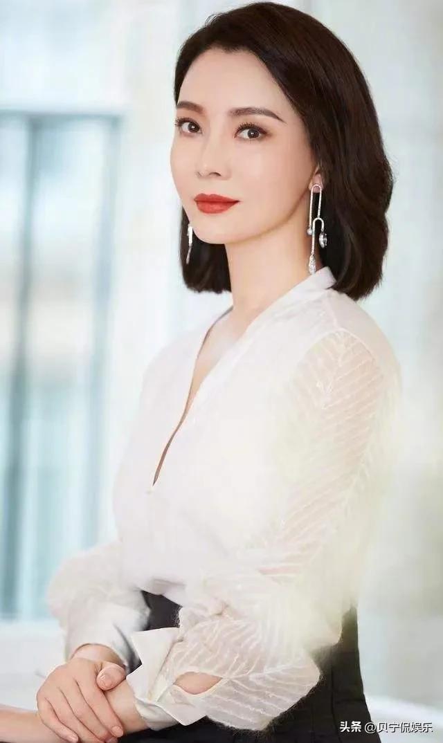Chen Shu - Elegant Woman - iNEWS