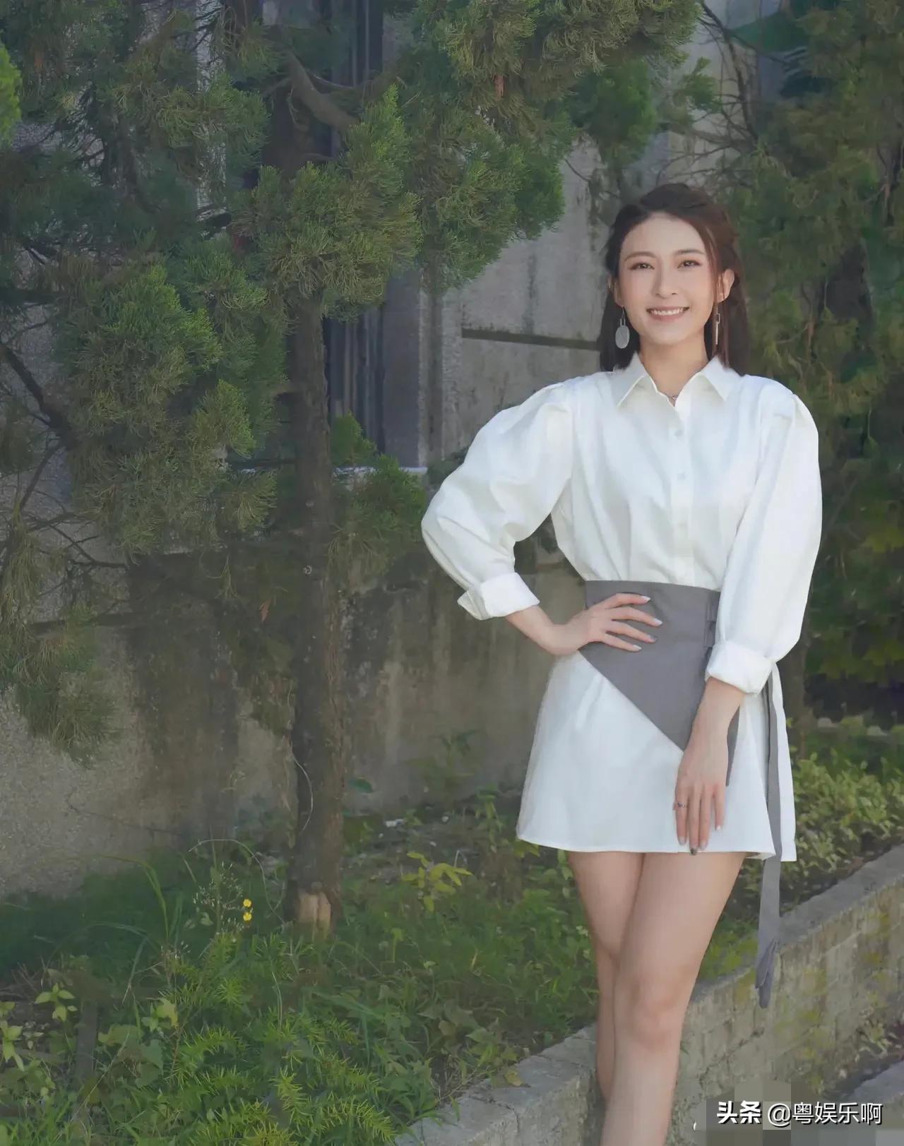 Sexy photo of TVB female artist Li Junyan - iMedia