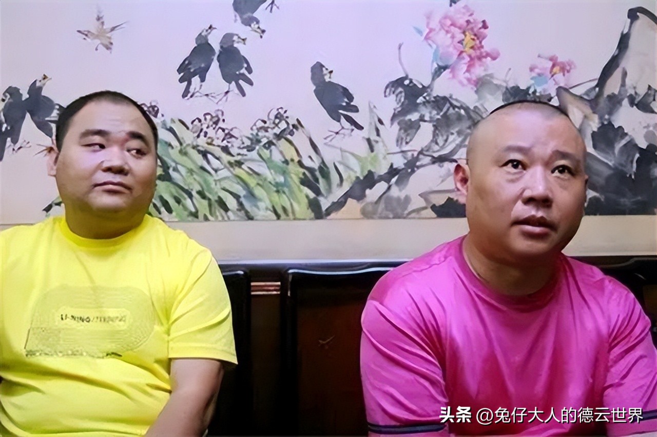 The photo of Hou Zhen and the repairman was posted, the young master ...