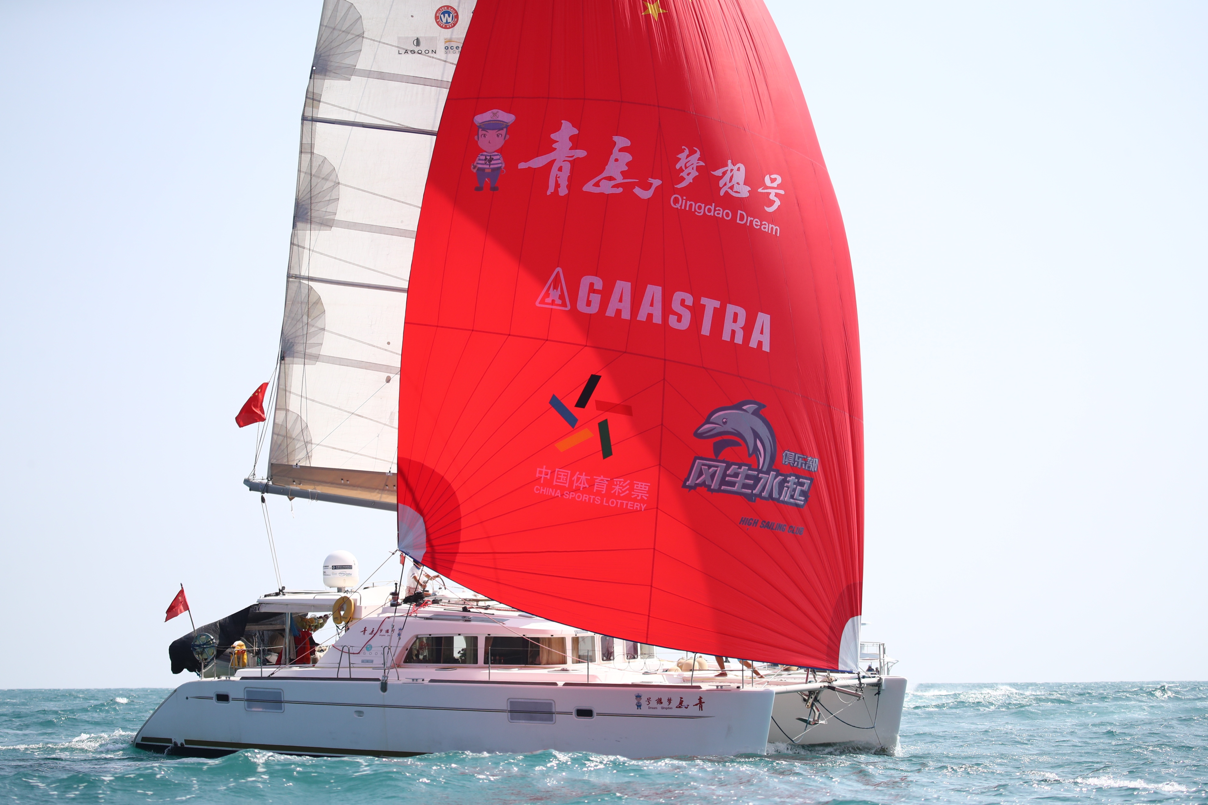 Xu Jingkun: Reborn in Adversity, Carrying Life on a Sailing - iNEWS