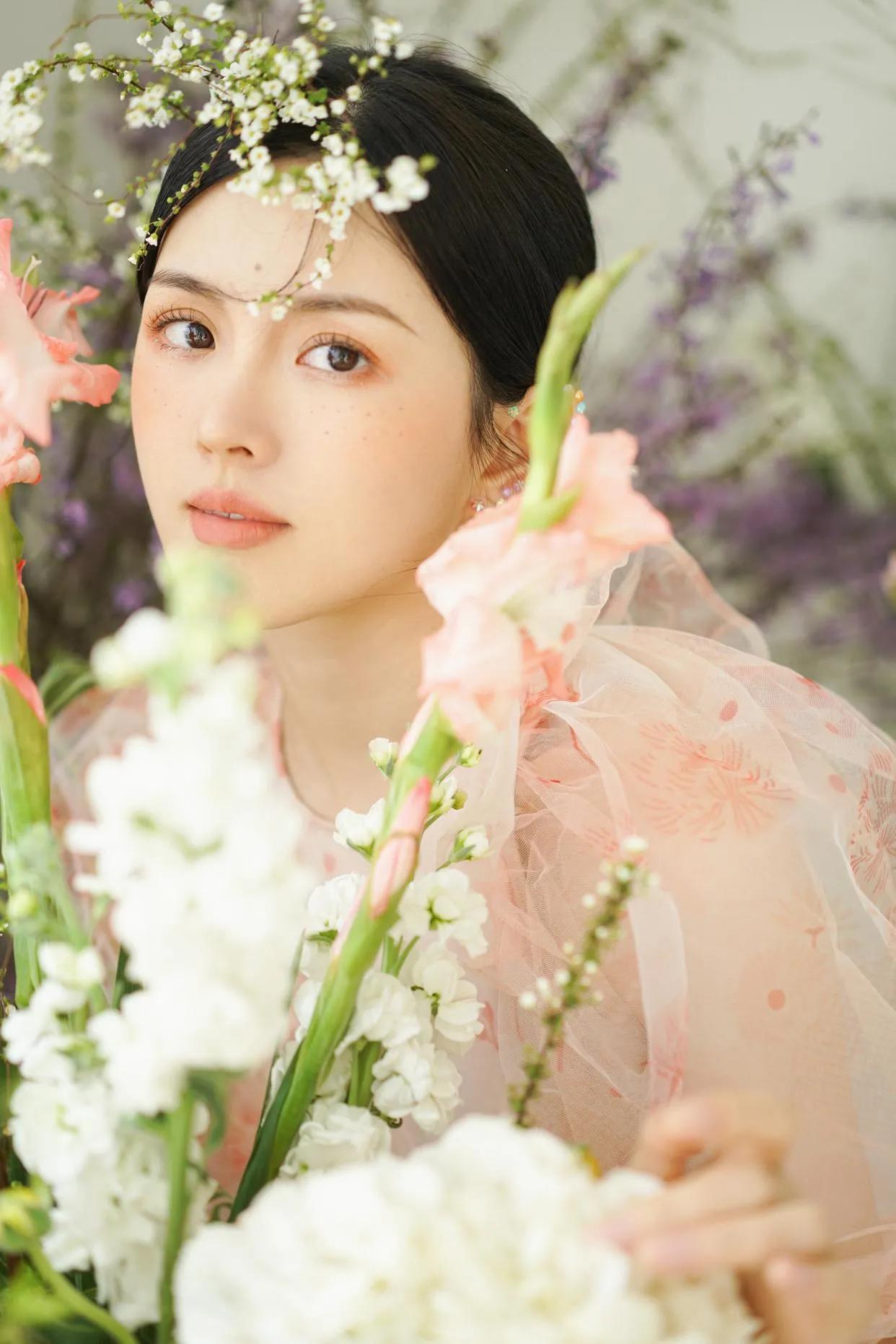 The best beauty Zhong Enqi - iNEWS