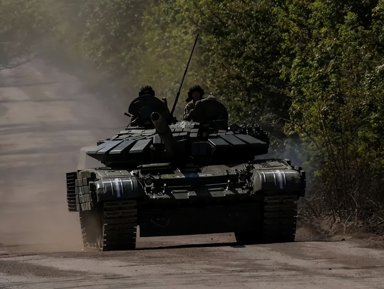 Ready to go to war? Hundreds of NATO tanks were in place, the Pentagon ...