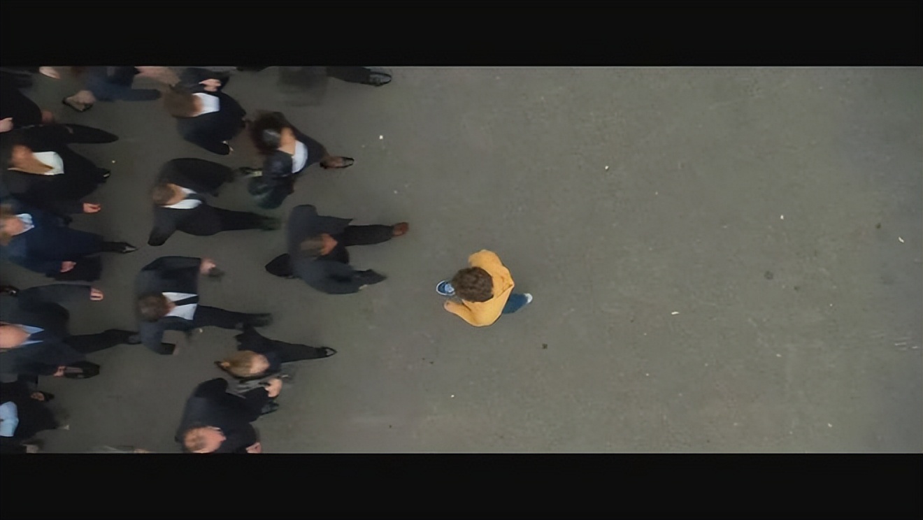 How to set a unique perspective to make the plot of the movie more ...