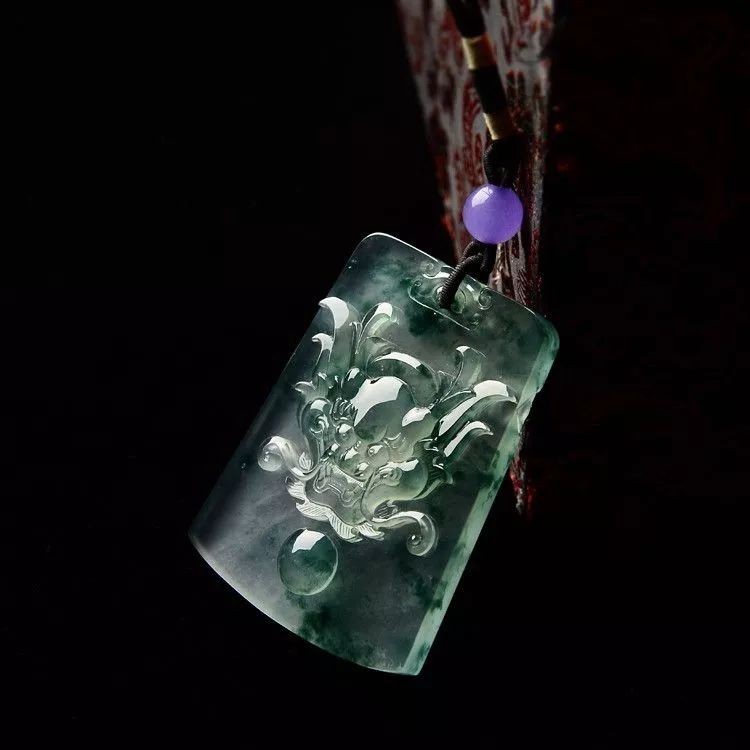 Yan Zhi, the king of quitting Burmese, said Cui ~ "Cui" flower - iNEWS