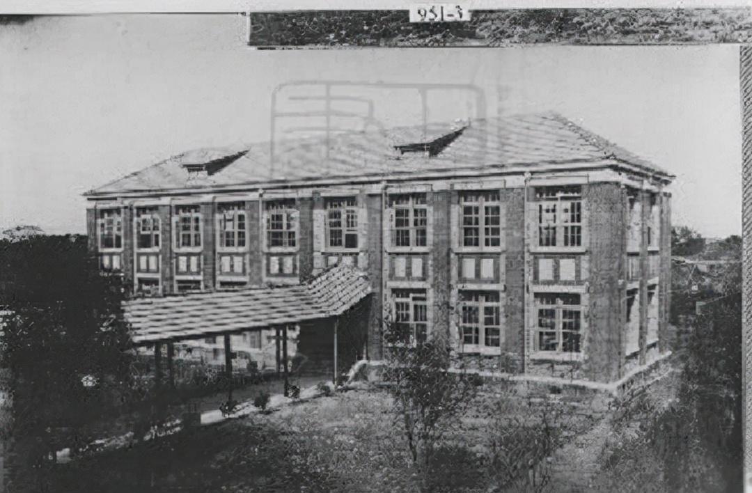 5,000 Japanese spies have been lurking in China for 40 years. A well ...