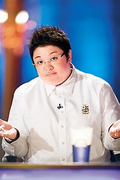 Han Hong went from tens of millions to bankruptcy, her true charity was ...