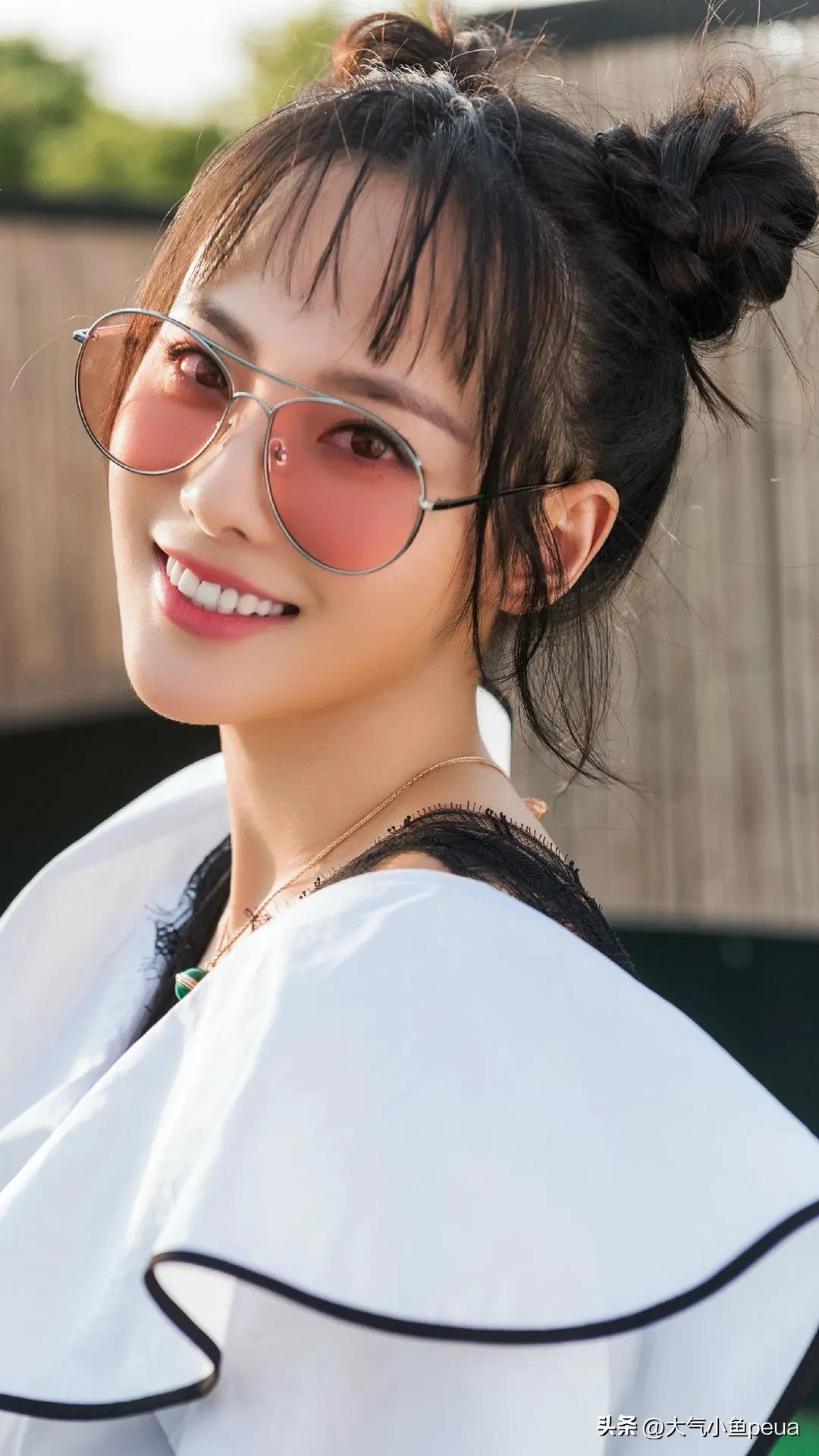 Zhang Jiani, with affectionate eyes, sexy and charming - iNEWS