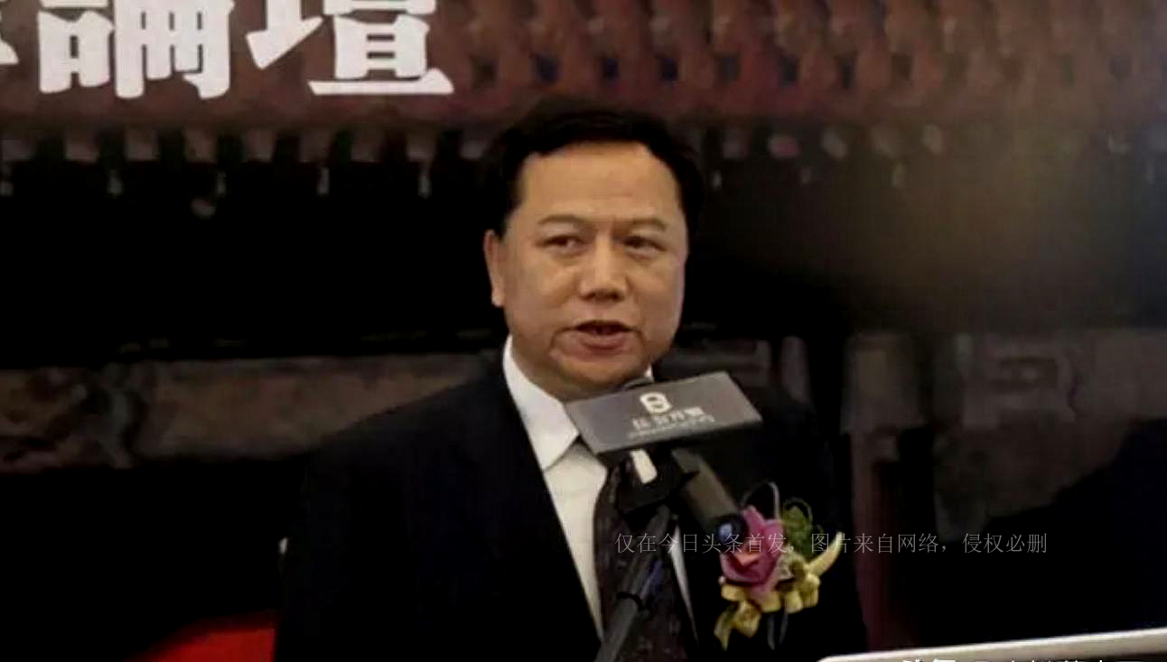 Wang Shuo, the "evil young man in Beijing", pointed a gun at Liu Tao's ...