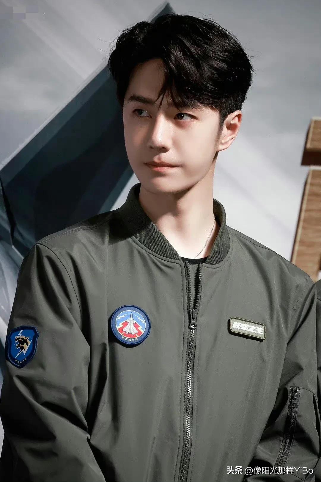 At the Beijing premiere, "Old Fu Qin" director Fu boasted of his sense ...