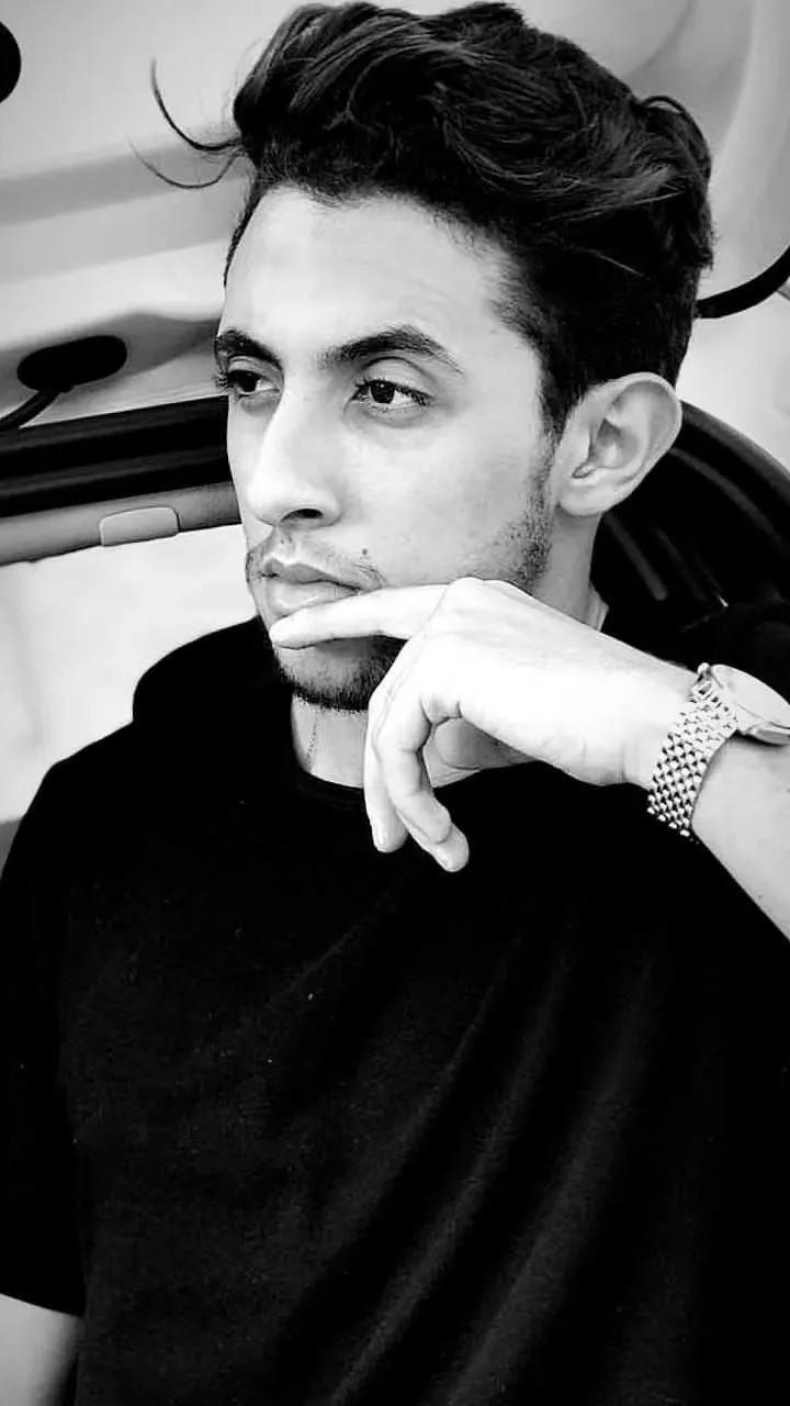 Actor Khalid in the movie "The Homecoming" went to Guangzhou to shoot ...