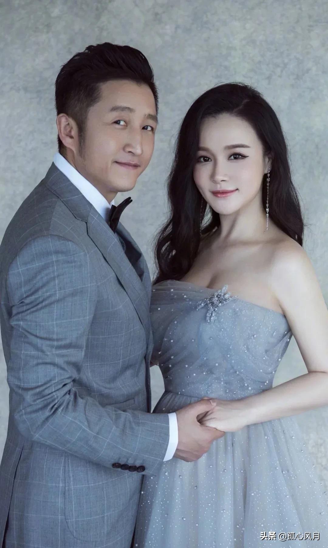 The sweet photo of the boxing champion couple - iNEWS