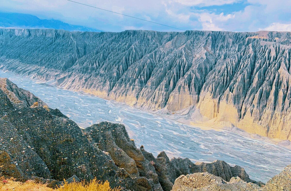 The Dushanzi Grand Canyon, the wonders of thousands of gullies, the ...