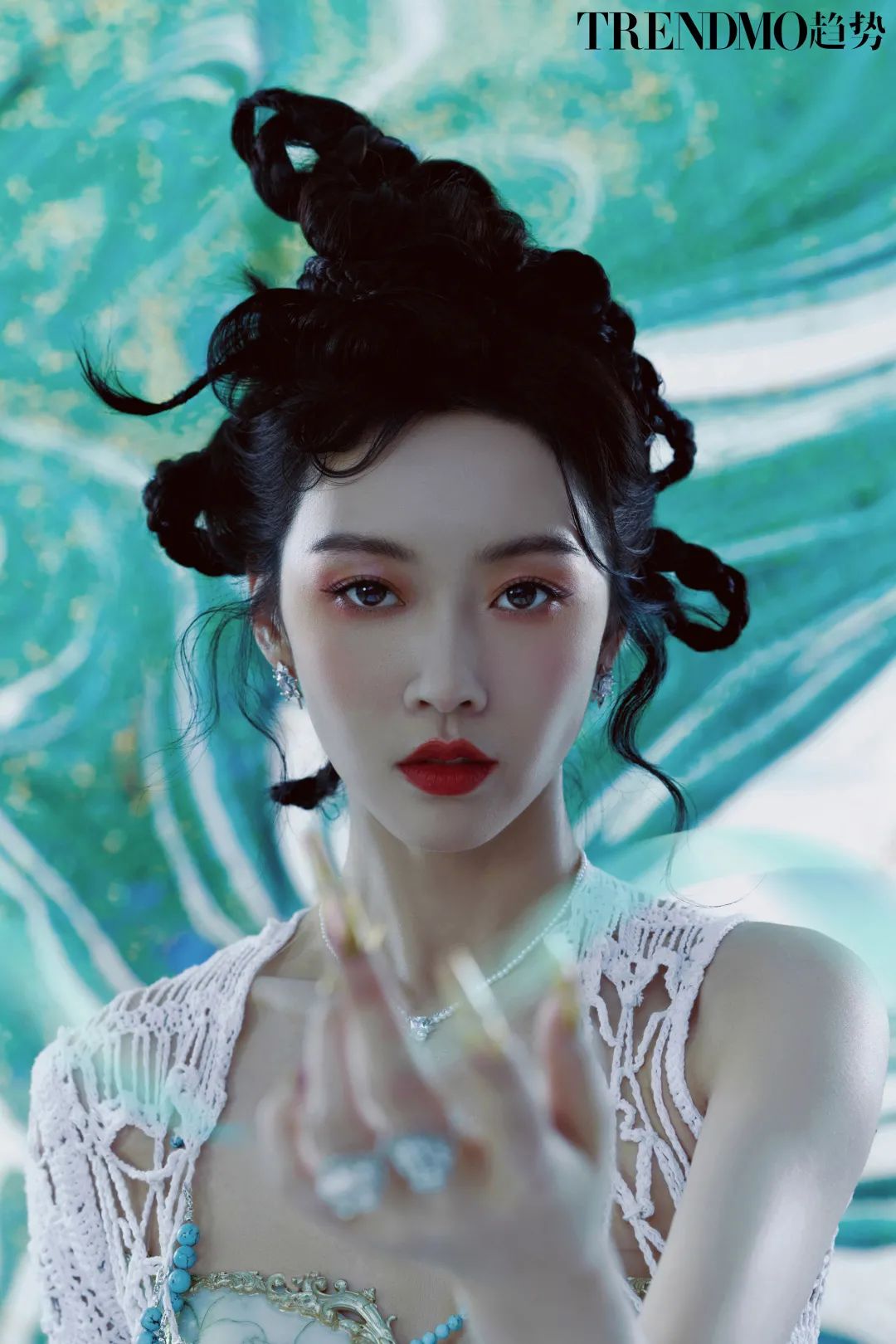 Xuan Lu is as warm as the sun - iMedia