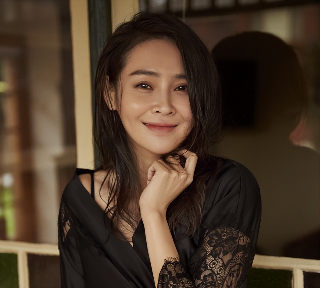 There is a kind of "plastic surgery" called Yu Mingjia getting married ...