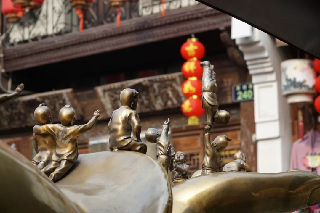 Walk into the quiet Dajing Lane and look for the old look of old ...