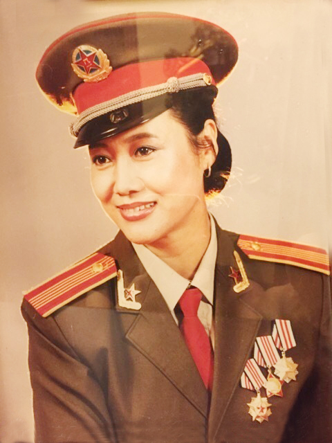 Popular actress Che Xiao: Divorced parents made her cry. How did she ...