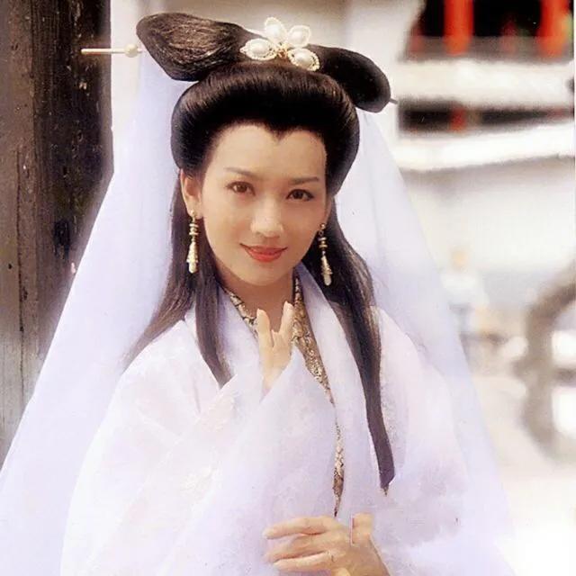 Bai Suzhen, who has practiced for thousands of years, what level is she ...