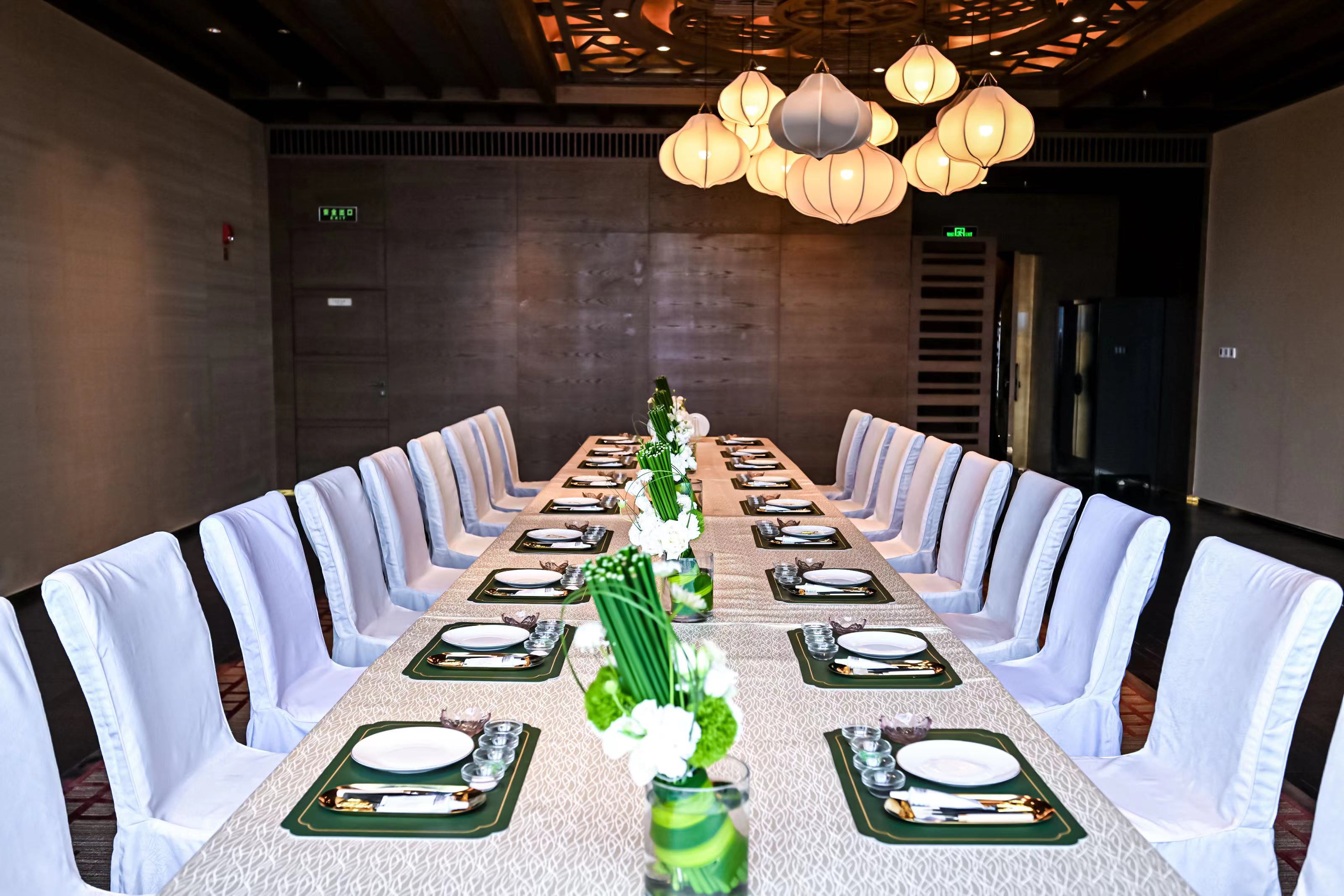 Chef Chen of Lixuan Chinese Restaurant in The Ritz-Carlton, Chengdu ...