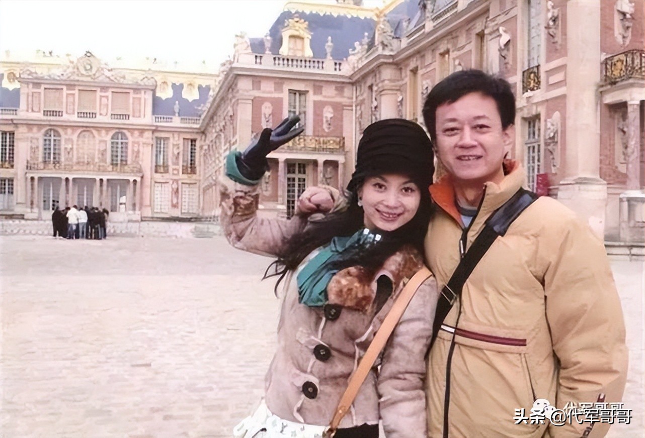 Zhu Jun's beloved wife Tan Mei: Married for 28 years, the love is as ...