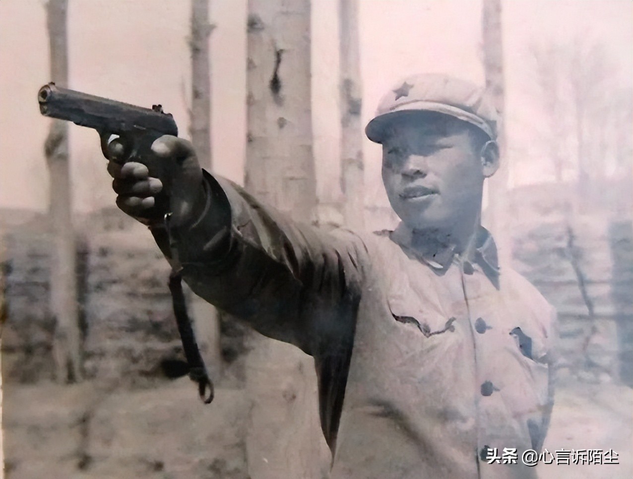 In 1975, the commander wanted to see Wang Yingzhou, and he decided that ...