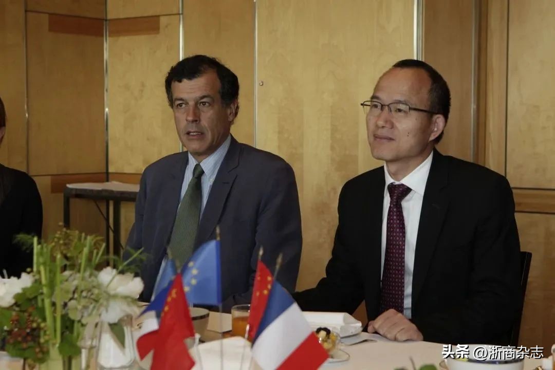 Guo Guangchang: Thirty Years, Four Moments - iNEWS