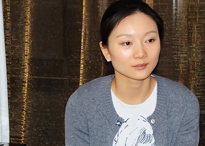 Zhang Yimou is suspected of having a marriage change? Chen Ting posted ...