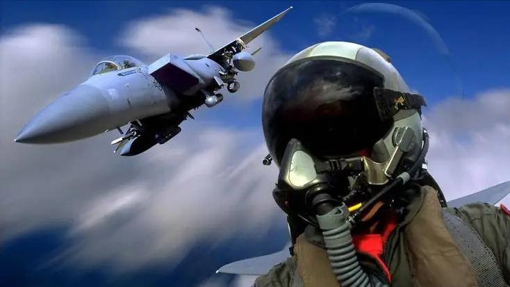 There is a fire control radar that shines on me! Why is fire control ...