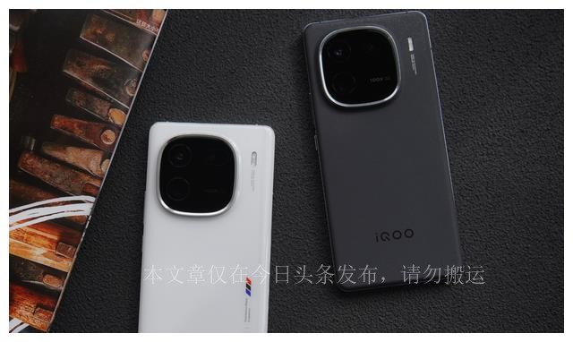 Ranking list of the ten most popular domestic mobile phones - iMedia