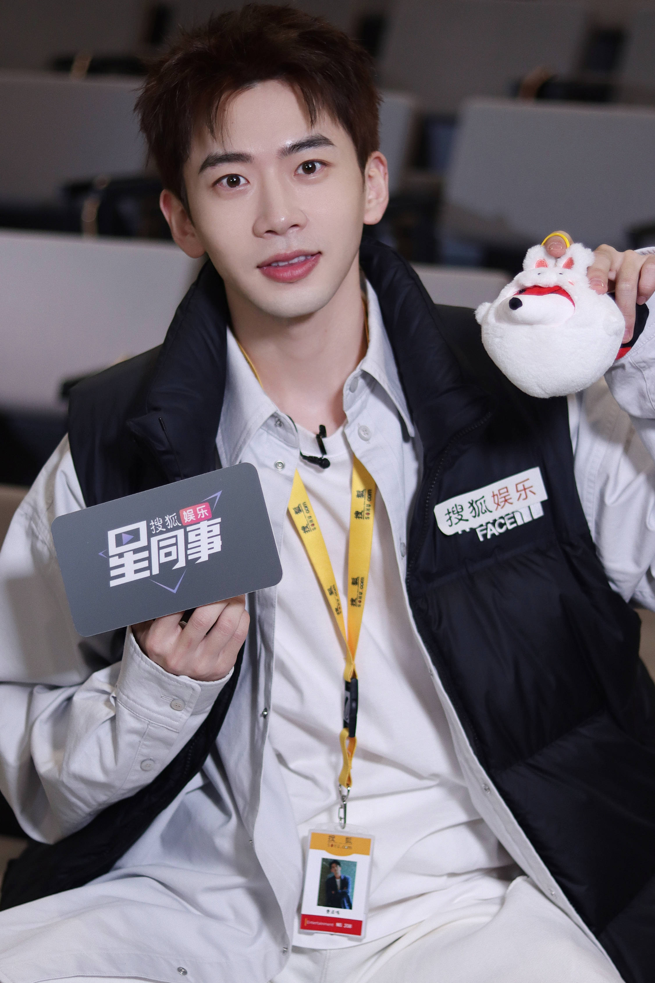 Fei Qiming shared and chatted with Zhang Ruoyun about interesting ...