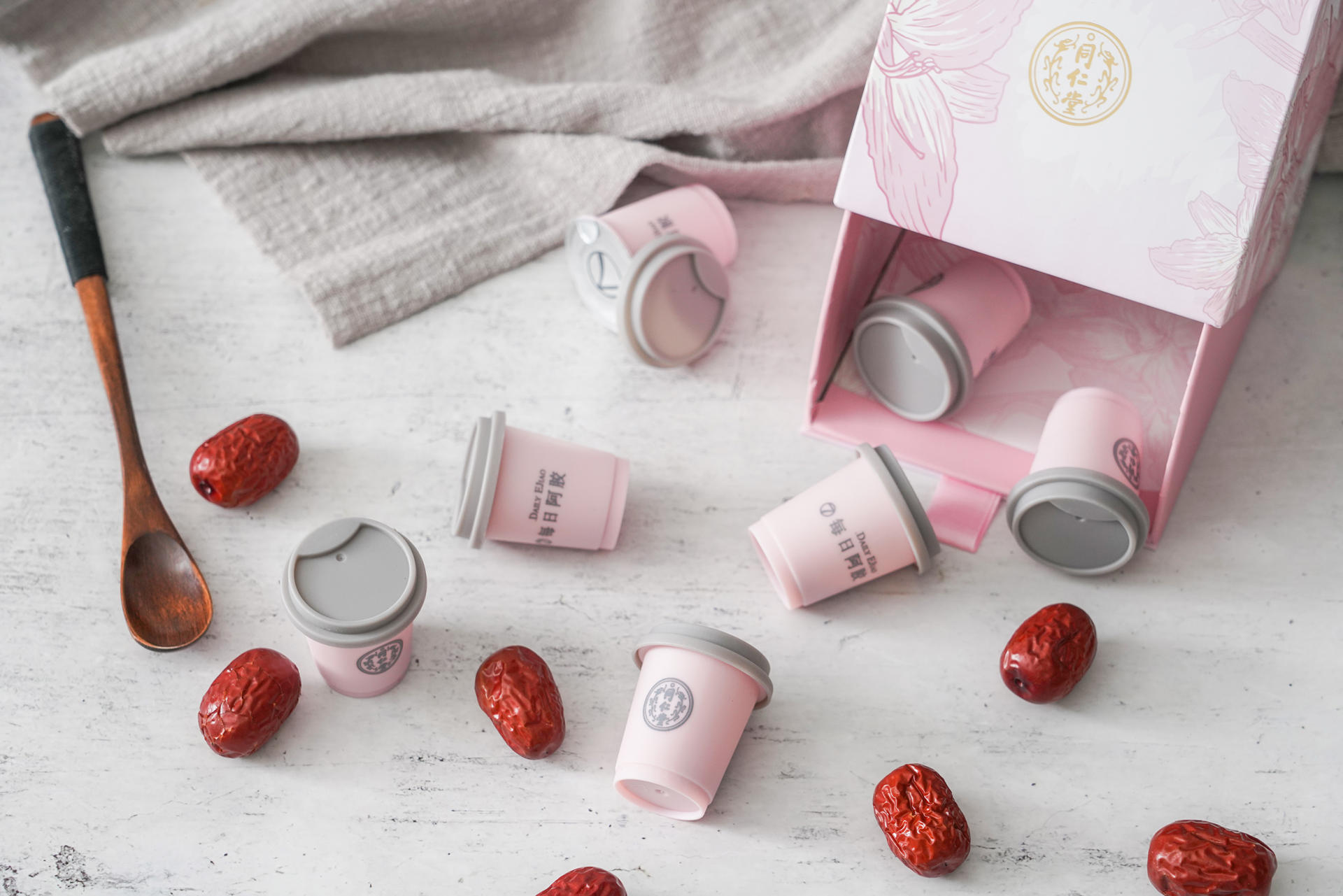 Convenient drink, light nourishing!Tongrentang Ejiao instant powder ...