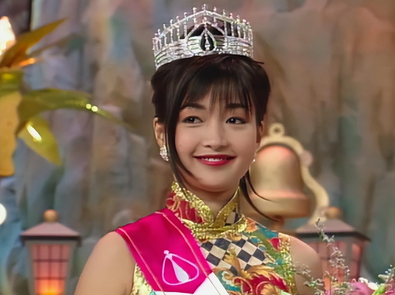 Li Qihong admits that she has reached menopause!The face is covered ...