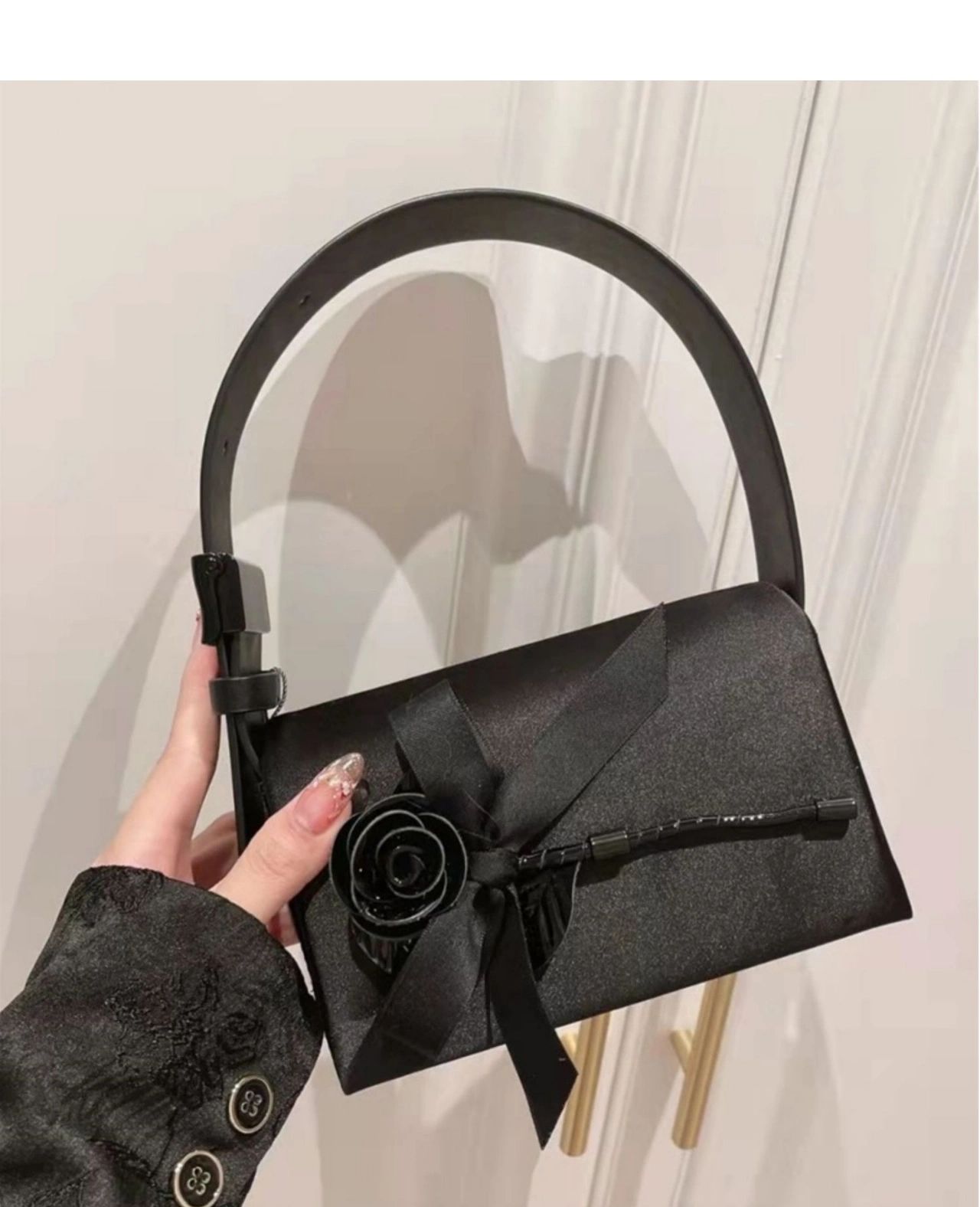 The new little ck is really in love with it. I have no resistance to it ...