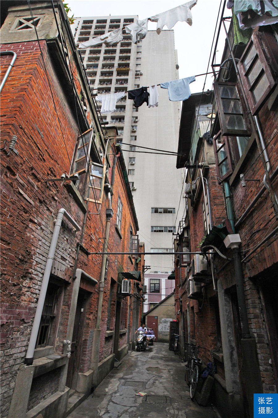 The Past and Present of Shanghai Shikumen: A Shikumen Architecture with ...