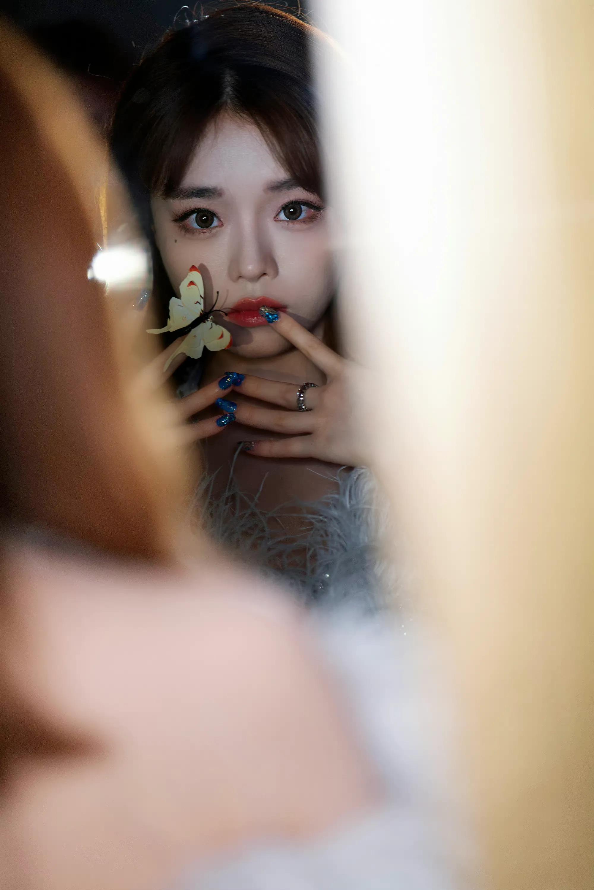 Beautiful picture of Huang Xiaoyun - iMedia