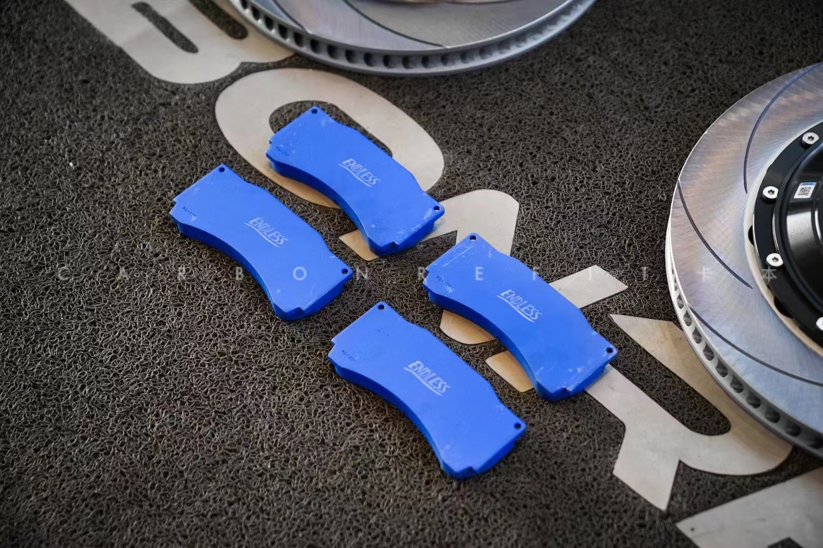 Toyota Reiz Upgrades Alcon TA6+ Competitive Brake Kit - iNEWS