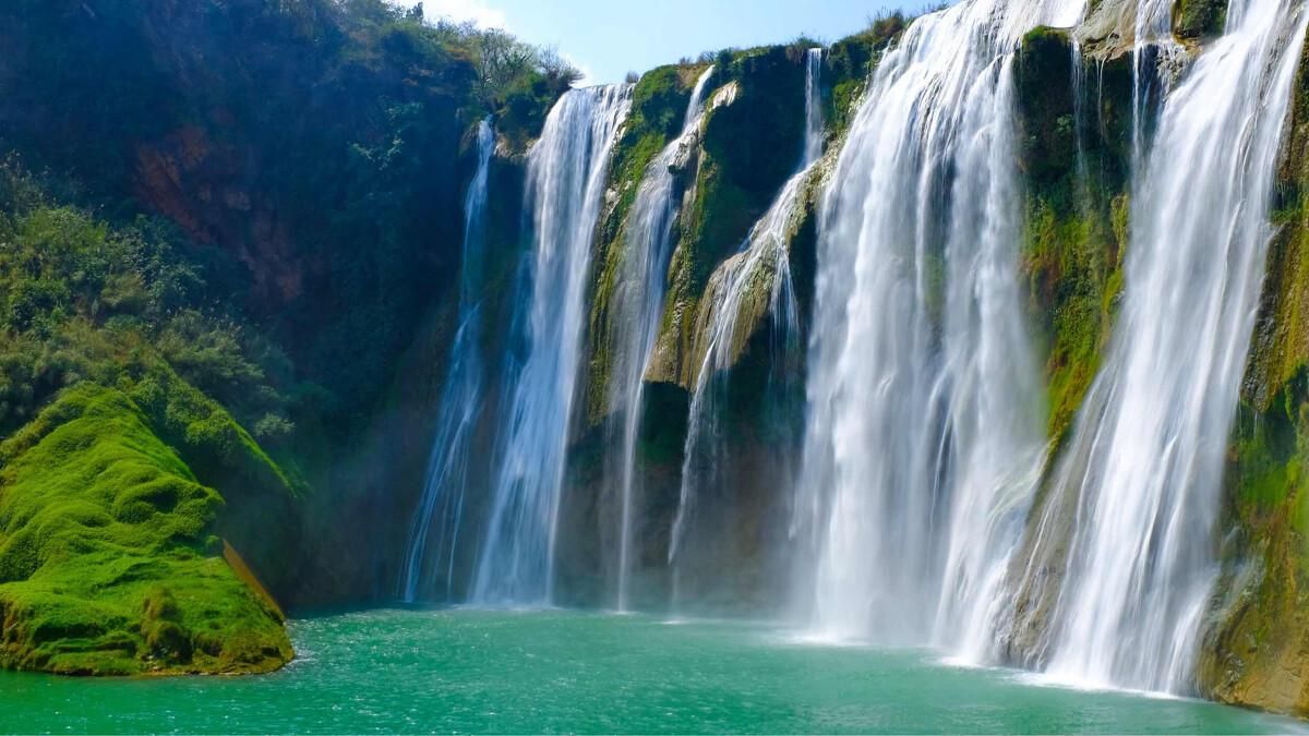 Do you know where the legendary "Shenlong Waterfall" is? - iNEWS
