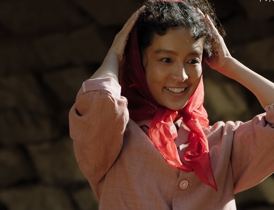 Desperately wanting to become an acting school, "Road of Life" tore off ...