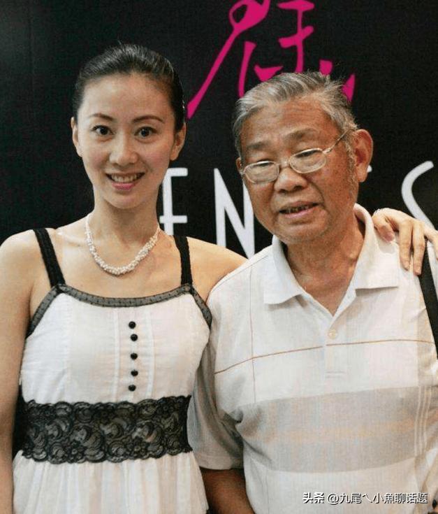 "Tang Jiali" is the first person to take nude photos in China, the action is very shocking, and ...