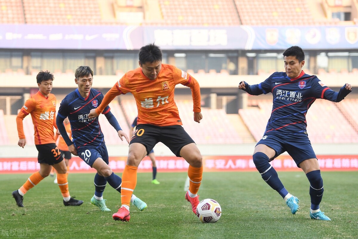 Li Jinyu may make a major decision and take the initiative to surrender ...