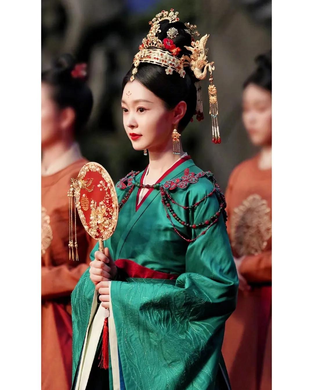 "Long Wind Crossing" Gu Jiusi and Liu Yuru get married - iMedia