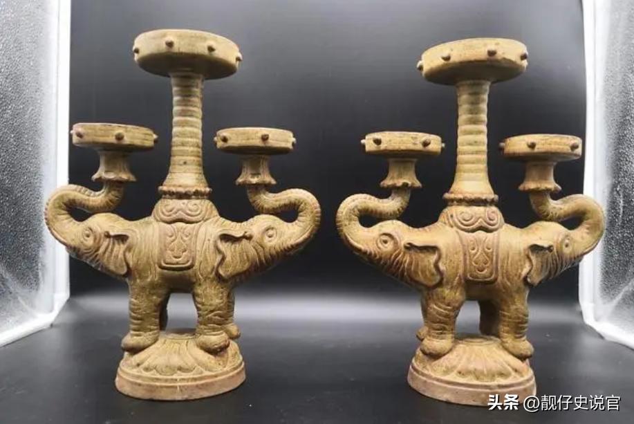 The evolution of ancient lighting tools, ancient lamps with both ...